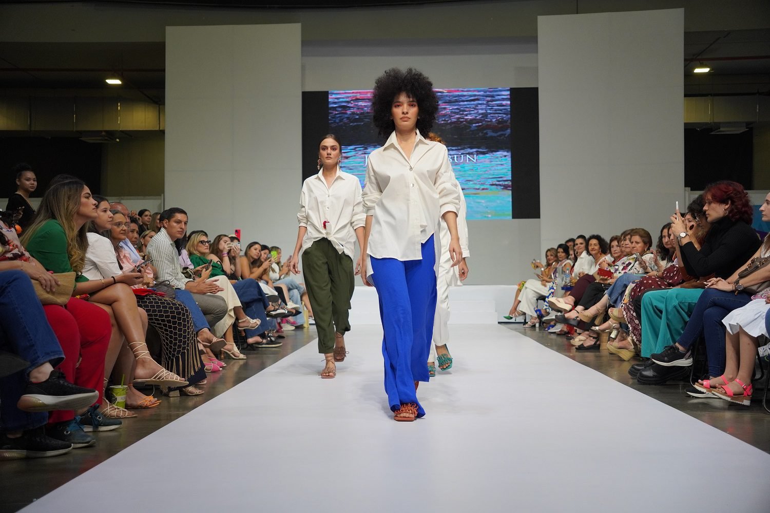 La Descendencia de Judy Hazbún desfiló por la pasarela familiar de ...