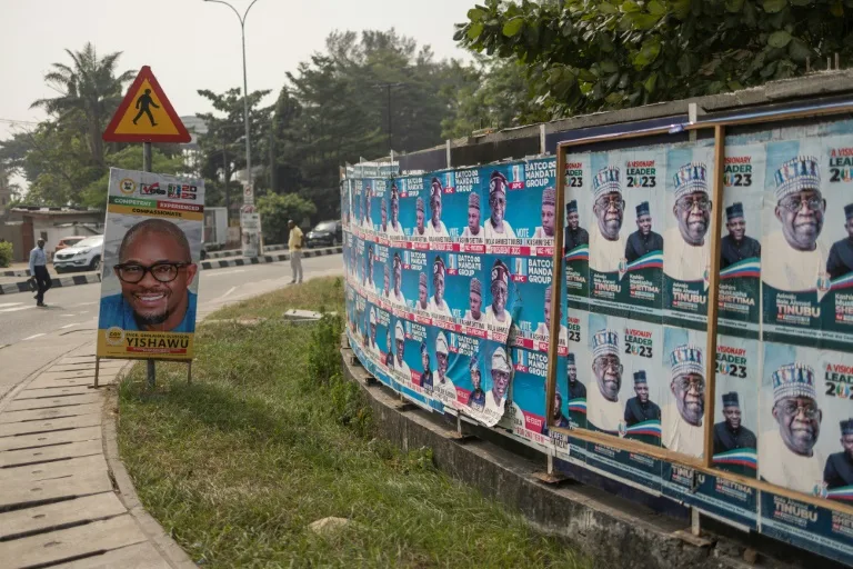 Nuevo presidente de Nigeria, Bola Tinubu, asume el cargo en plena crisis - La Gran Noticia